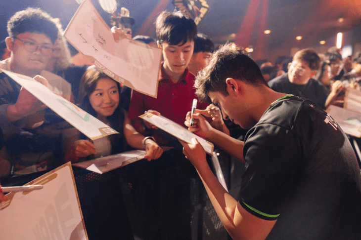 Less | VALORANT | THESPIKE.GG