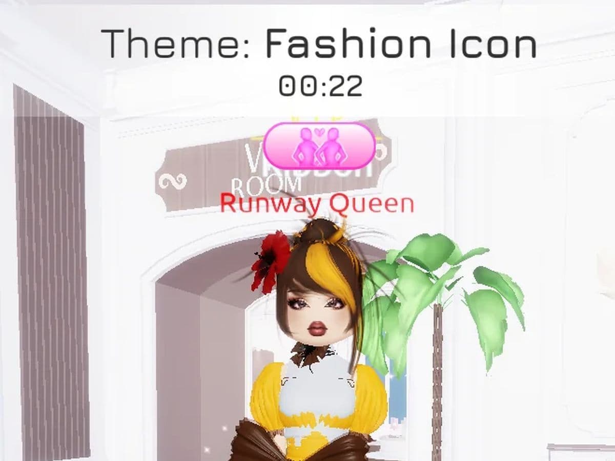 Make your best Roblox Fashion Icon Dress to Impress outfit in 3 steps