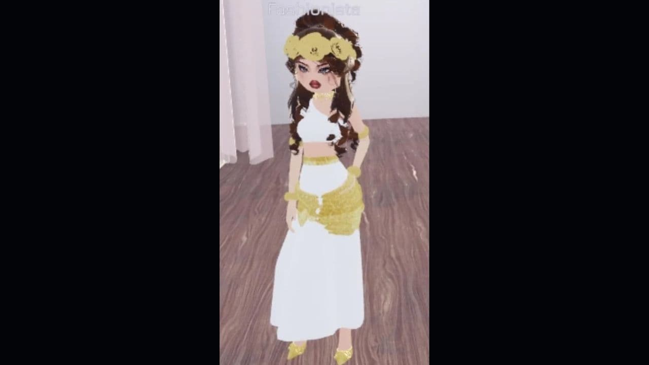 Make your best Roblox Greek Mythology Dress to Impress outfits in 6 steps
