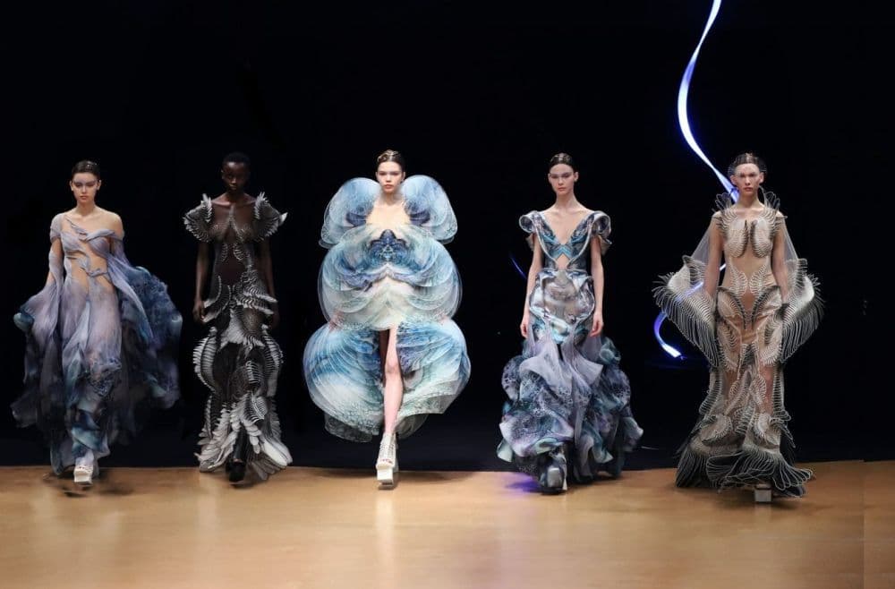 The Avant Garde DTI theme explained with best outfit ideas