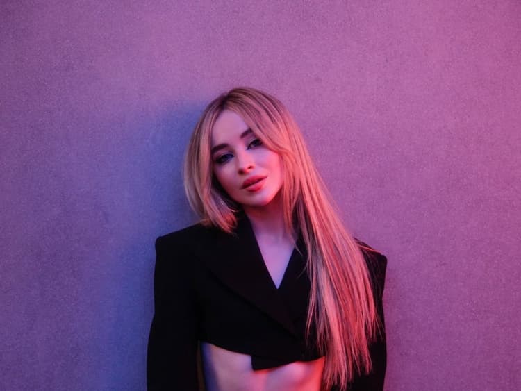 Everything you need to know about Sabrina Carpenter DTI outfits