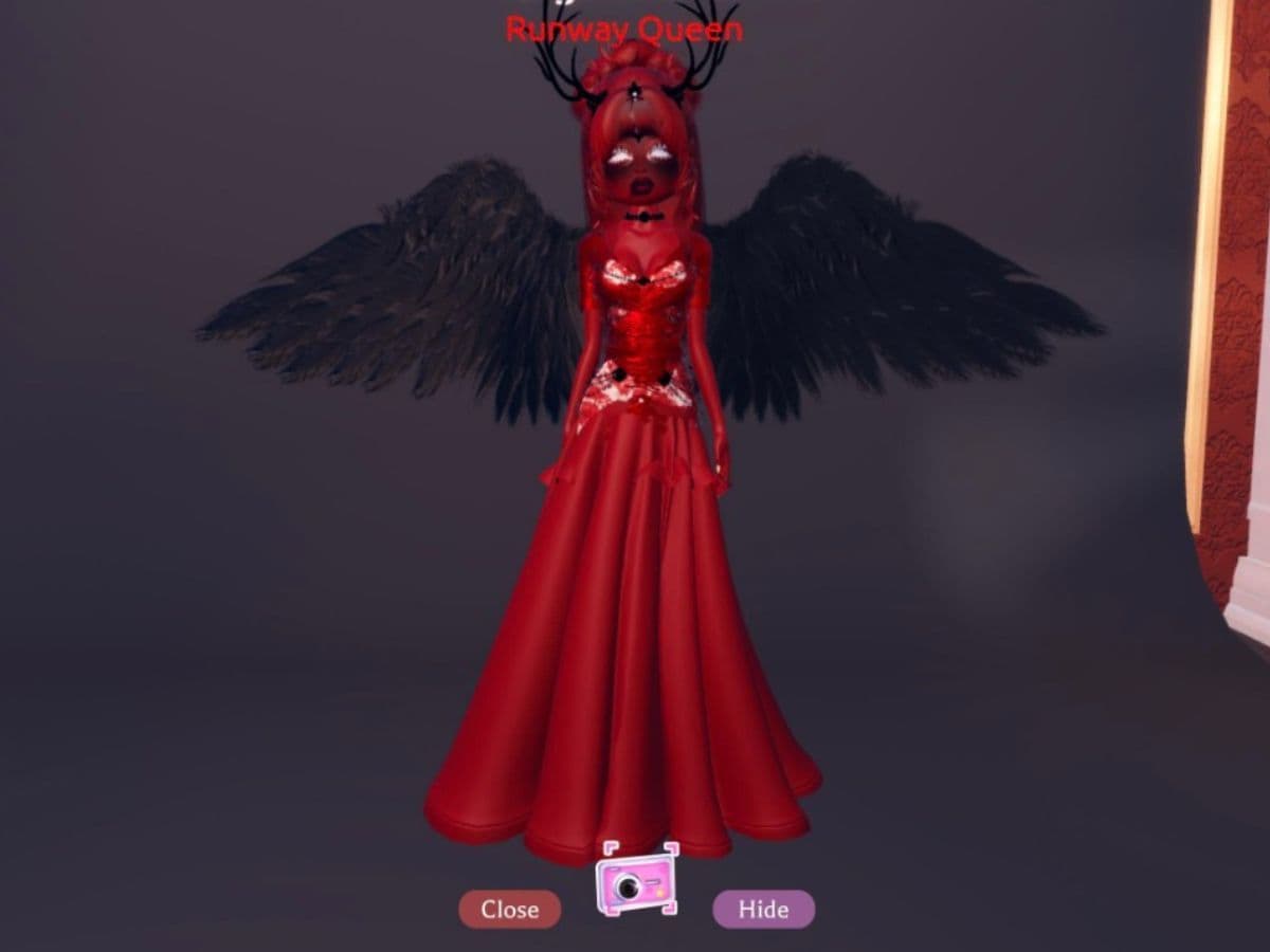 Best Surrealism Dress to Impress outfit ideas