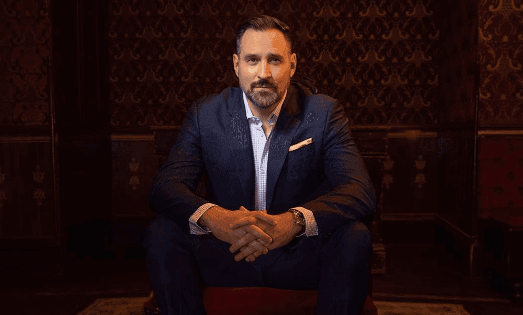 Talon Abilities, Build, Runes & Guides in LOL